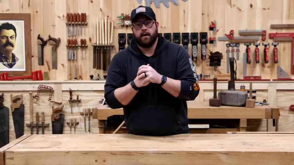 I made a $600 table out of a free pallet – but Facebook Marketplace ...