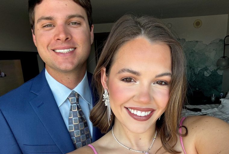 I went to a wedding with my ex. We shared a hotel room to cut costs