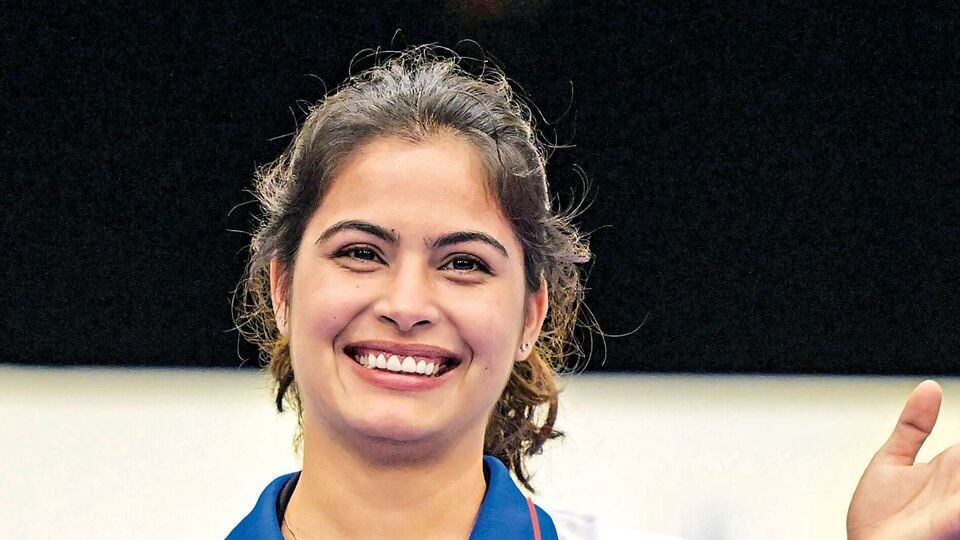 Netizens slam reporter for asking Olympian Manu Bhaker question on ...