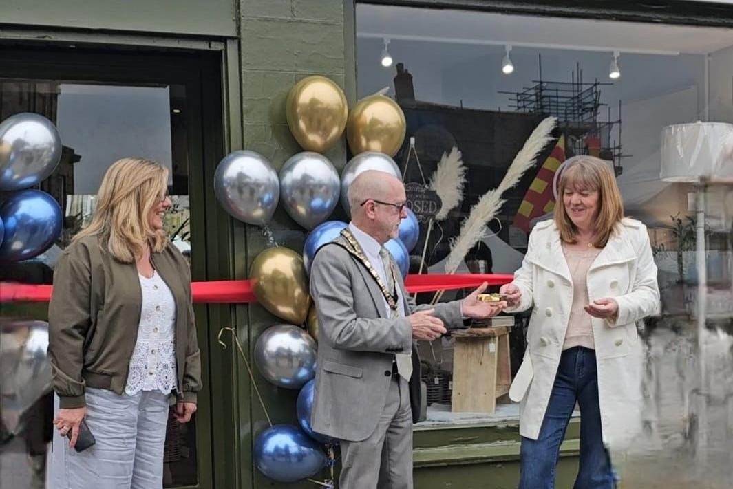 Alnwick mayor opens new Seasons Home Interiors store in Market Place