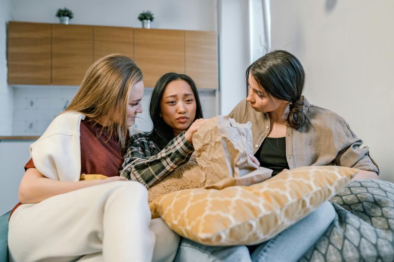 12 topics women freely discuss when men aren’t there