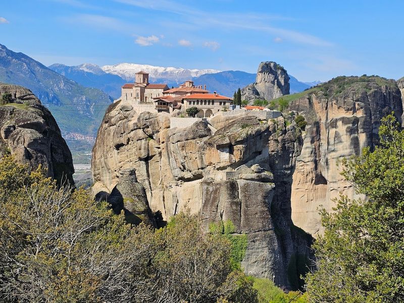 15 legendary landmarks in Greece that attract travelers worldwide