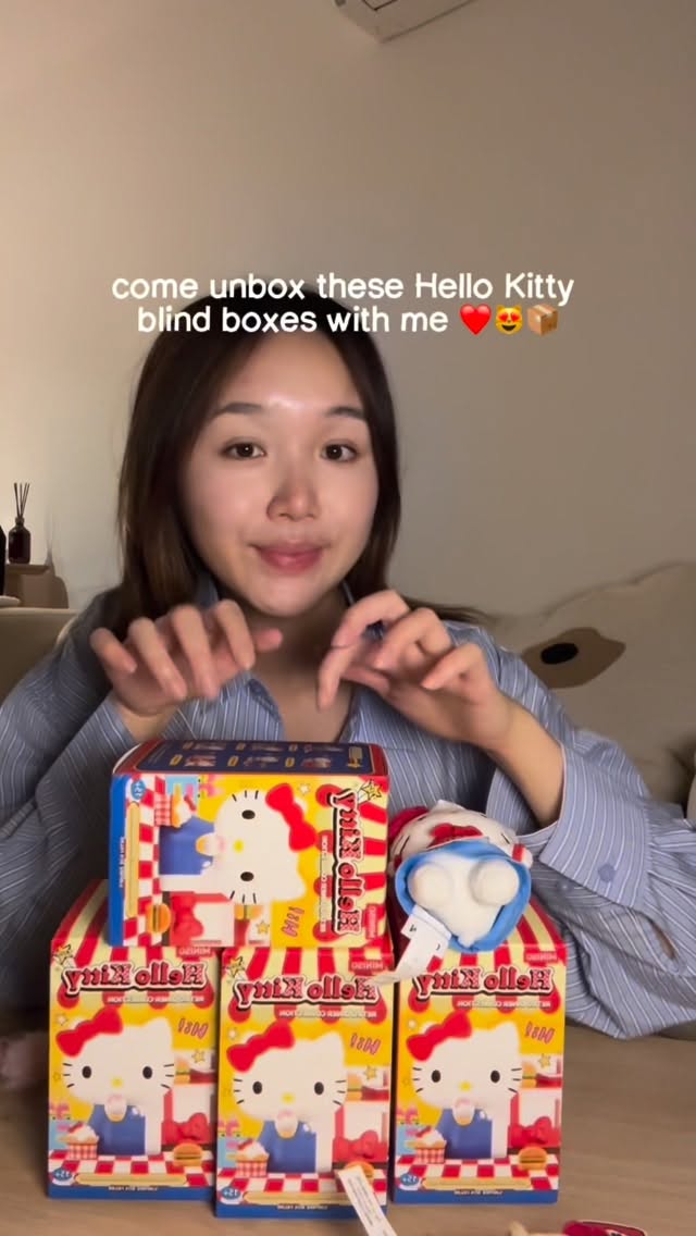 Hello Kitty retro dining blind boxes unboxing