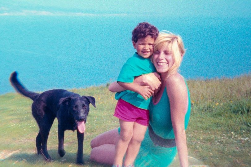 Netflix confirms documentary about mother stabbed to death in front of ...