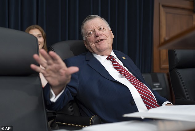 Congressional smokers taken aback by 'order' to pause smoking due to ...