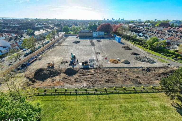 19 enlightening pictures of construction work at £22m leisure centre at ...