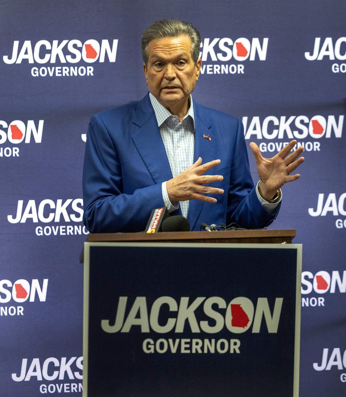Rick Jackson visits Columbus, speaks on campaign ads, taxes and data center