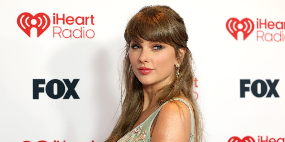 Taylor Swift wants fans to crack clues and Easter eggs but admits it ...