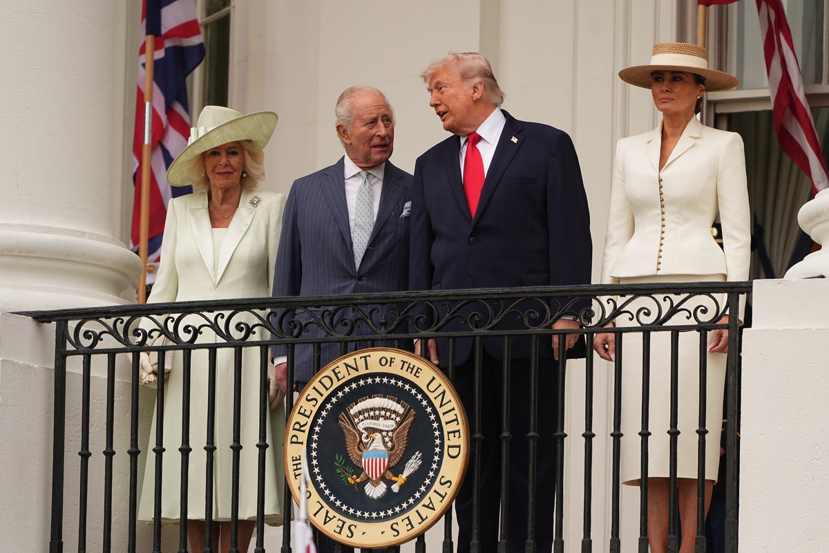Trump makes awkward joke about Melania marriage during King’s visit