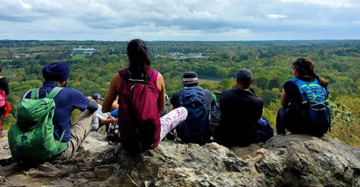 This New Jersey path rewards hikers with stunning overlooks and natural ...