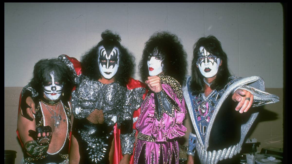 KISS legends Gene Simmons and Paul Stanley reunite on the red carpet ...
