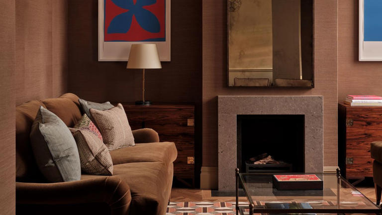 Meet 'hue drenching': The newest color trend that never feels one note