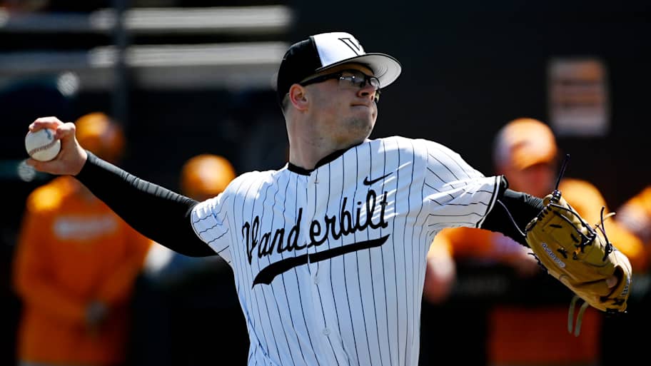 The wipeout pitch behind Wyatt Nadeau’s freshman-year breakout