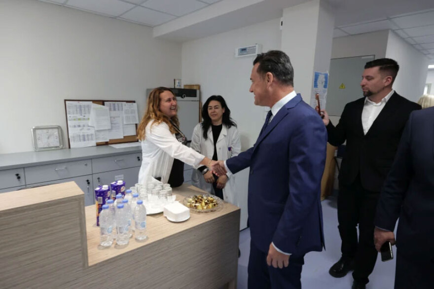 Ο Άδωνις Γεωργιάδης επιθεώρησε τα έργα στο Κέντρο Υγείας Μεγαλόπολης ...