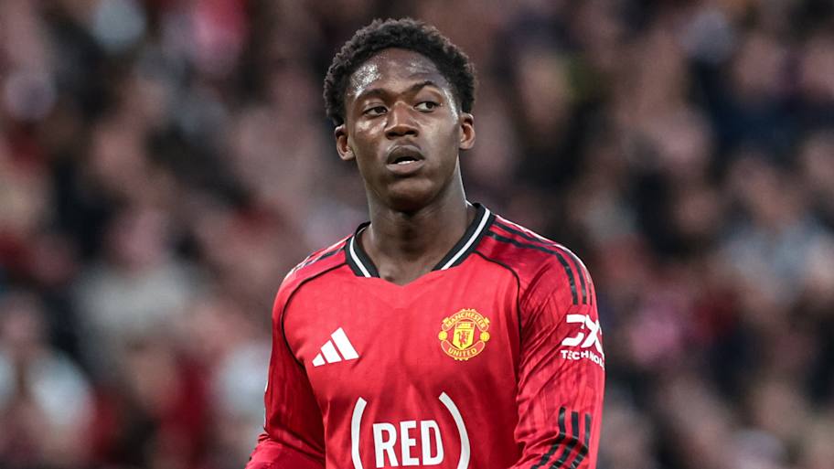 Mercato : Kobbie Mainoo, pisté en Serie A, a tranché pour son avenir à ...