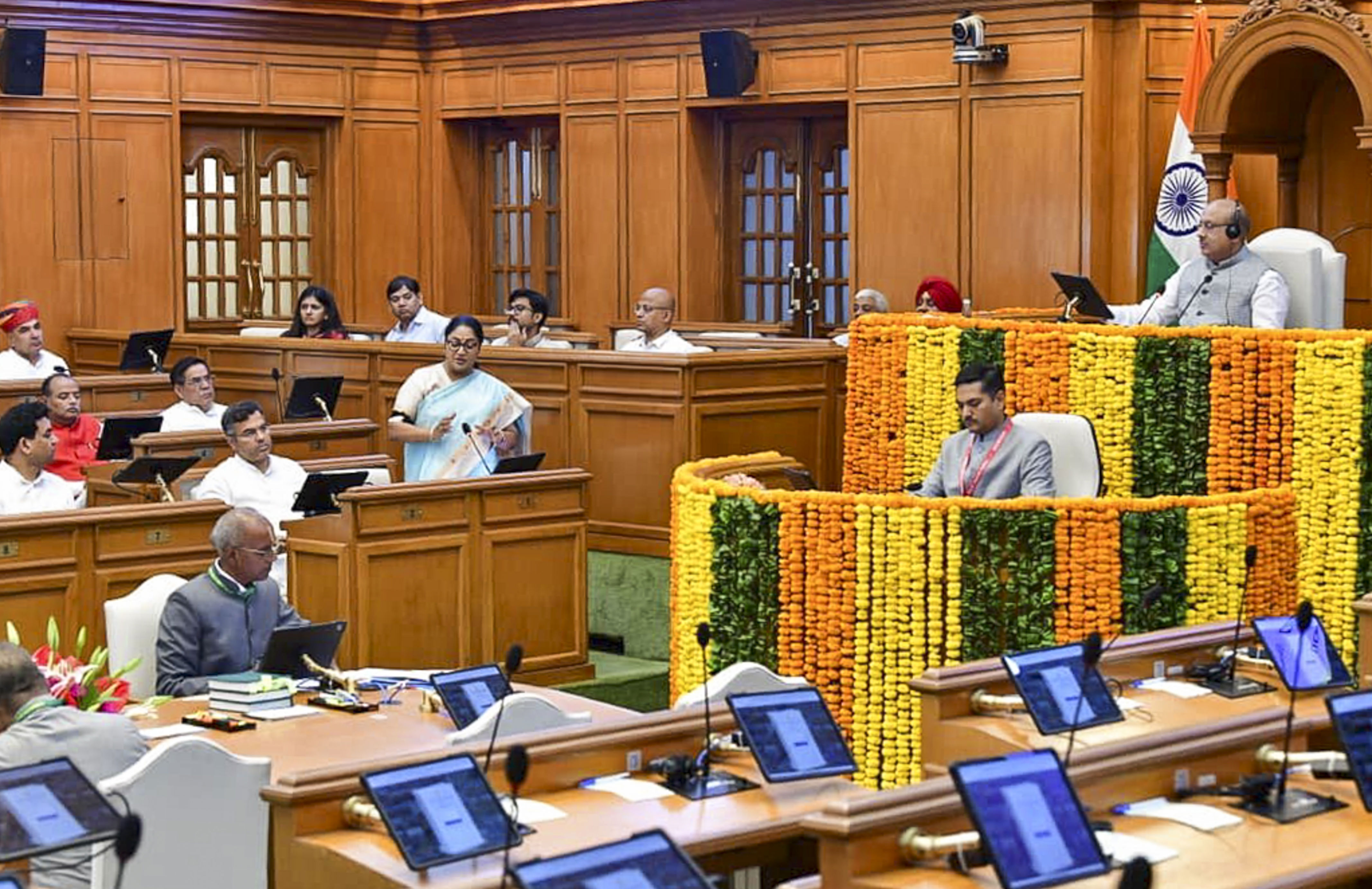 Delhi Assembly passes censure motion against oppn over women's quota ...