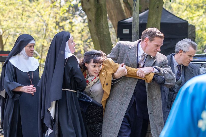 First look at new Peaky Blinders series with Conleth Hill on set as ...