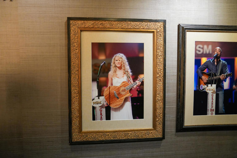 Taylor Swift says Nashville taught her the art of storytelling