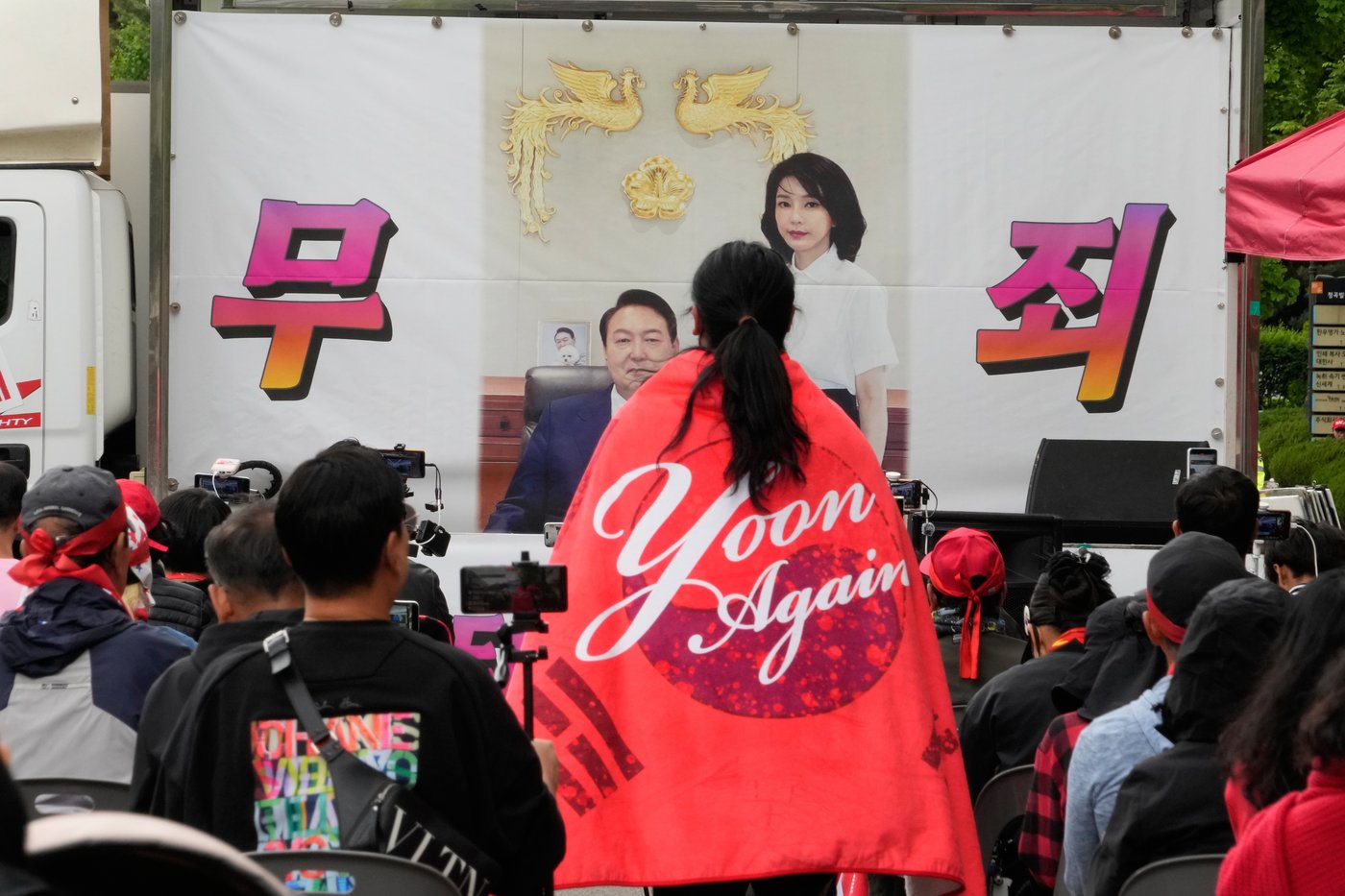 South Korean court extends prison sentence for wife of ousted president