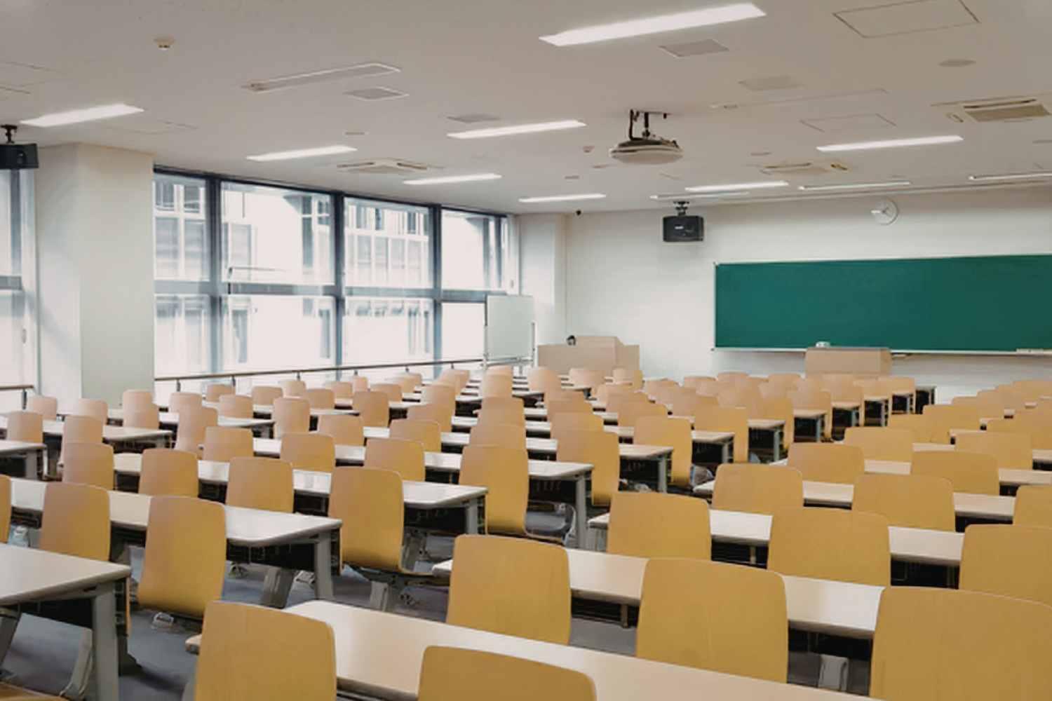 Graduatorie ATA 24 mesi, domande aperte da oggi: scadenze e come ...