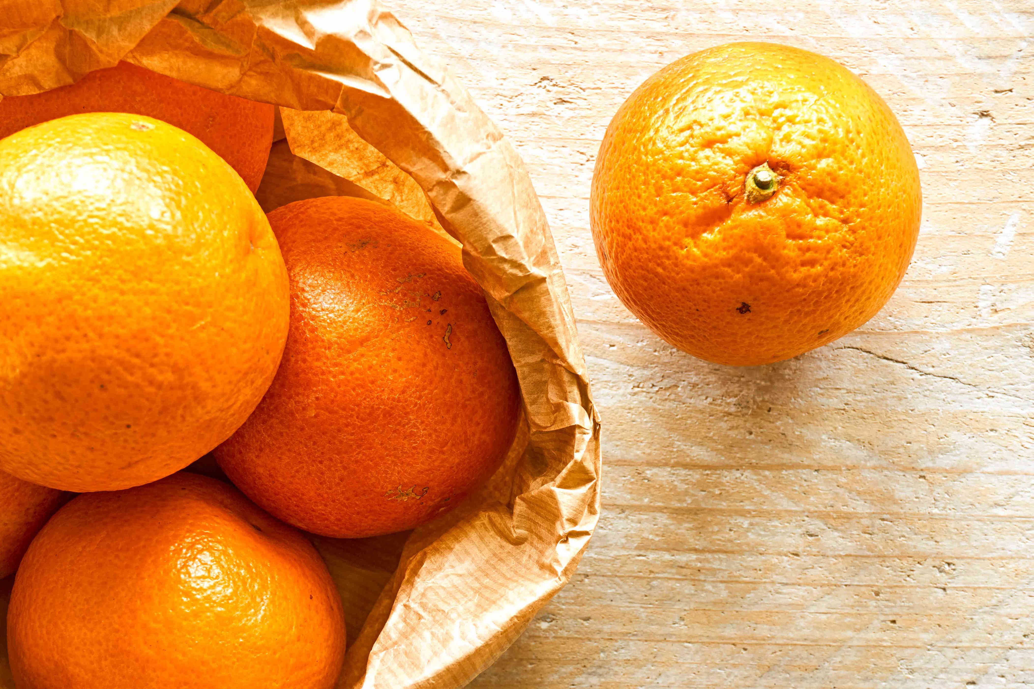 How to wash oranges to remove dirt and pesticides, according to two experts