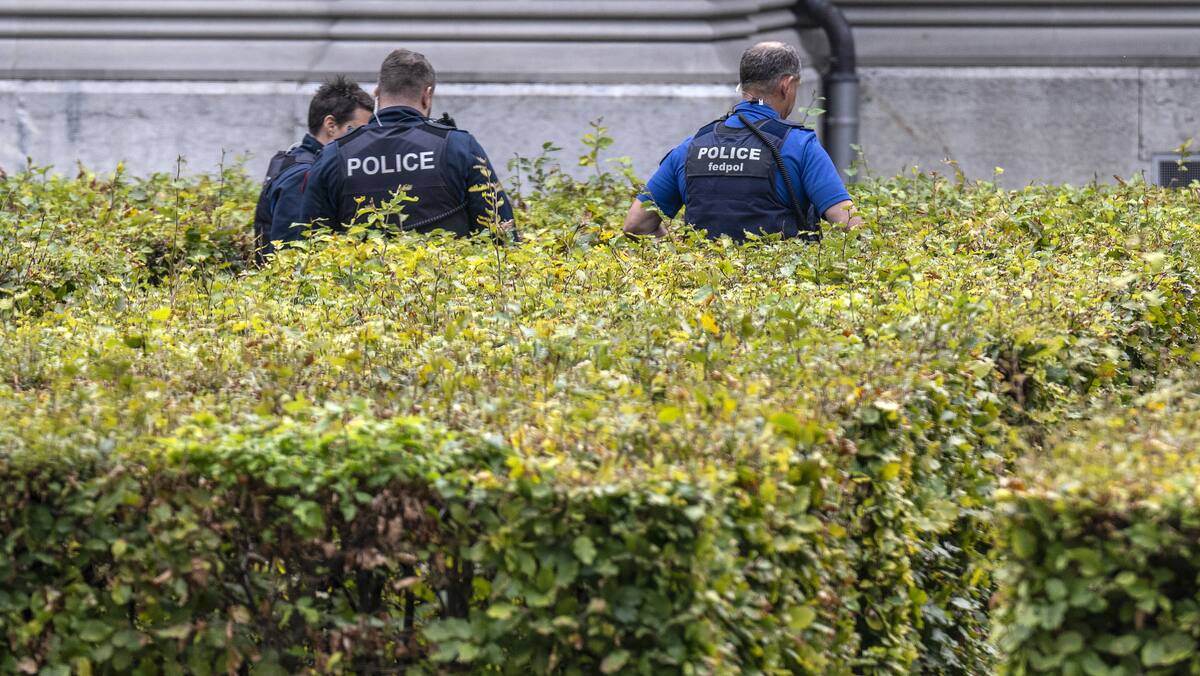 Réseau criminel démantelé : Un employé de Fedpol arrêté pour suspicion ...