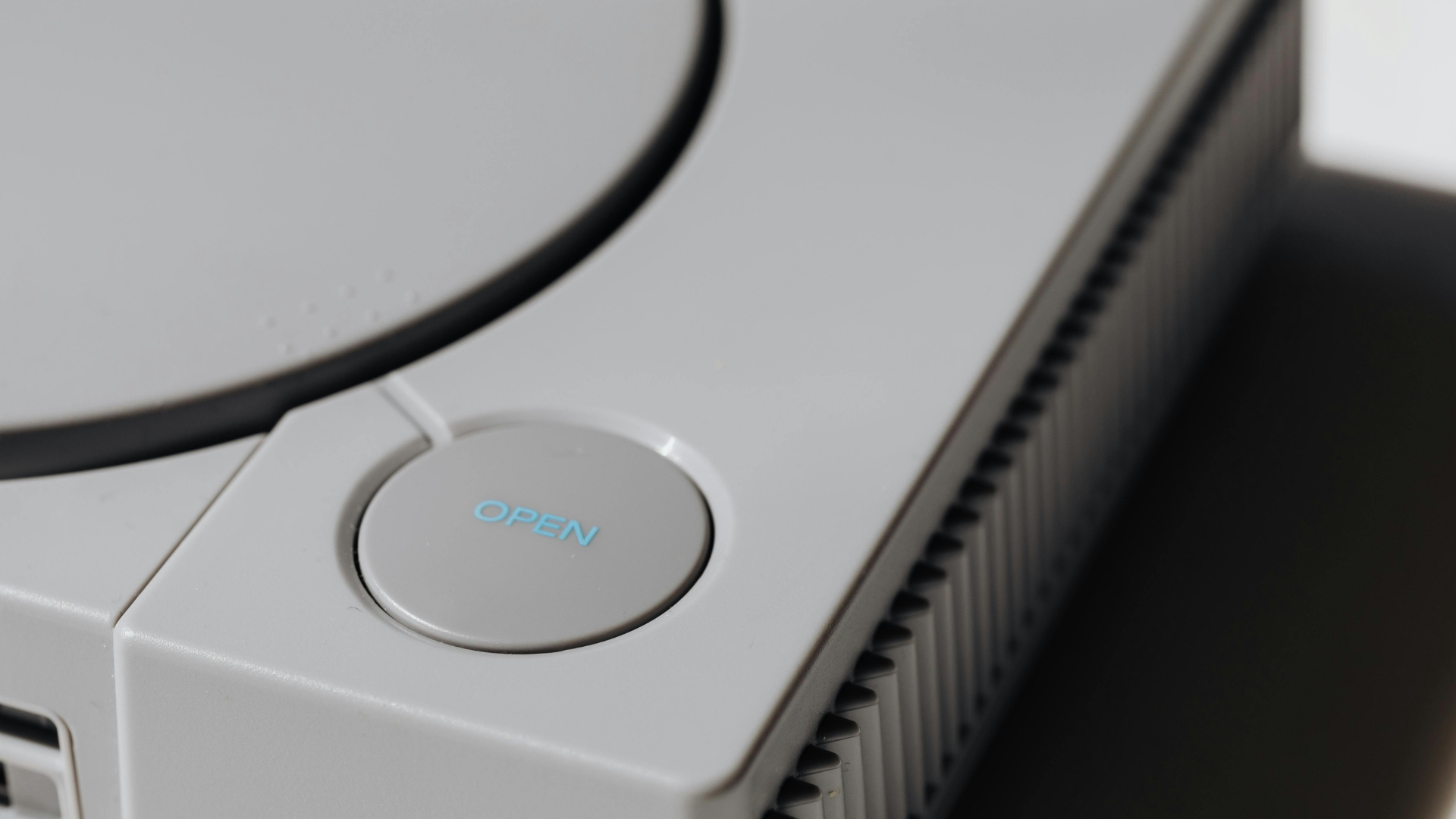 Nostalgic things only 90s gamers will recognize