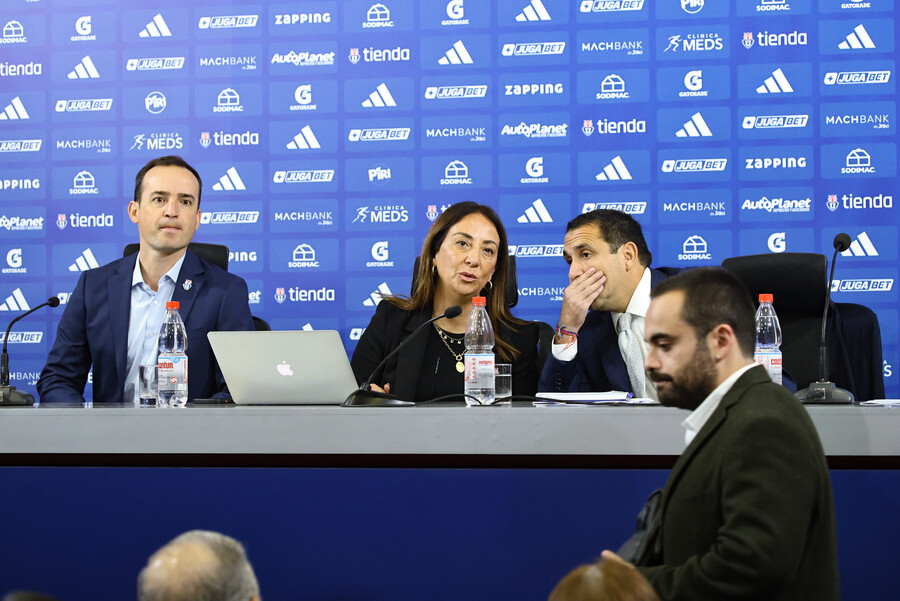 Sorpresas en la U: Así quedó el nuevo directorio de Azul Azul
