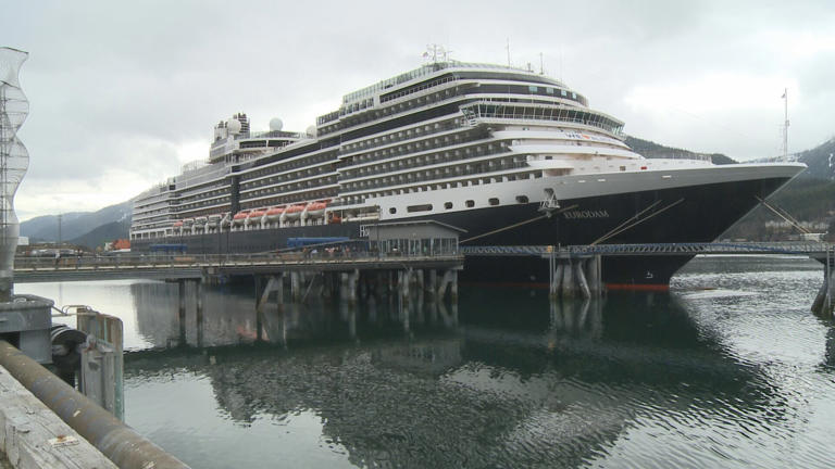 Tourists from around the country arrive in Juneau on first cruise this ...