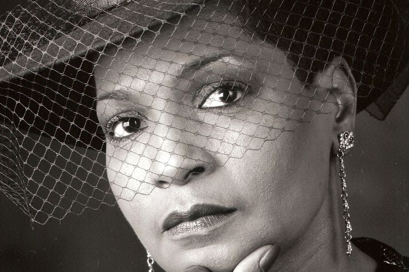 Barbara Carr dead: Soul and blues singer dies 'surrounded by family' as ...