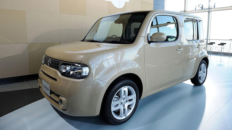Recall alert: Nissan recalls 48K Cubes over air bag problem