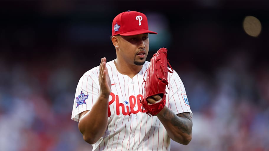 2026 NL reliever of the year race breakdown: Mason Miller vs. Edwin Diaz