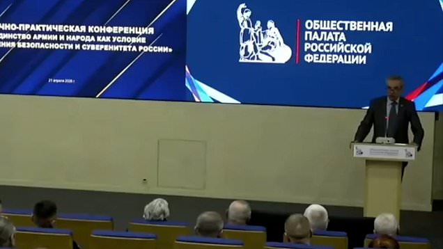 Russian colonel criticises Putin after Russian troops forced to walk ...