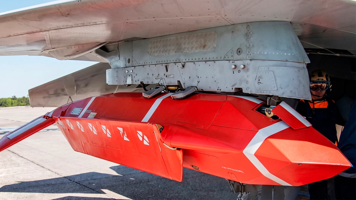 Rusia estrena misil furtivo en combate: Ucrania destripa el S-71K pieza ...