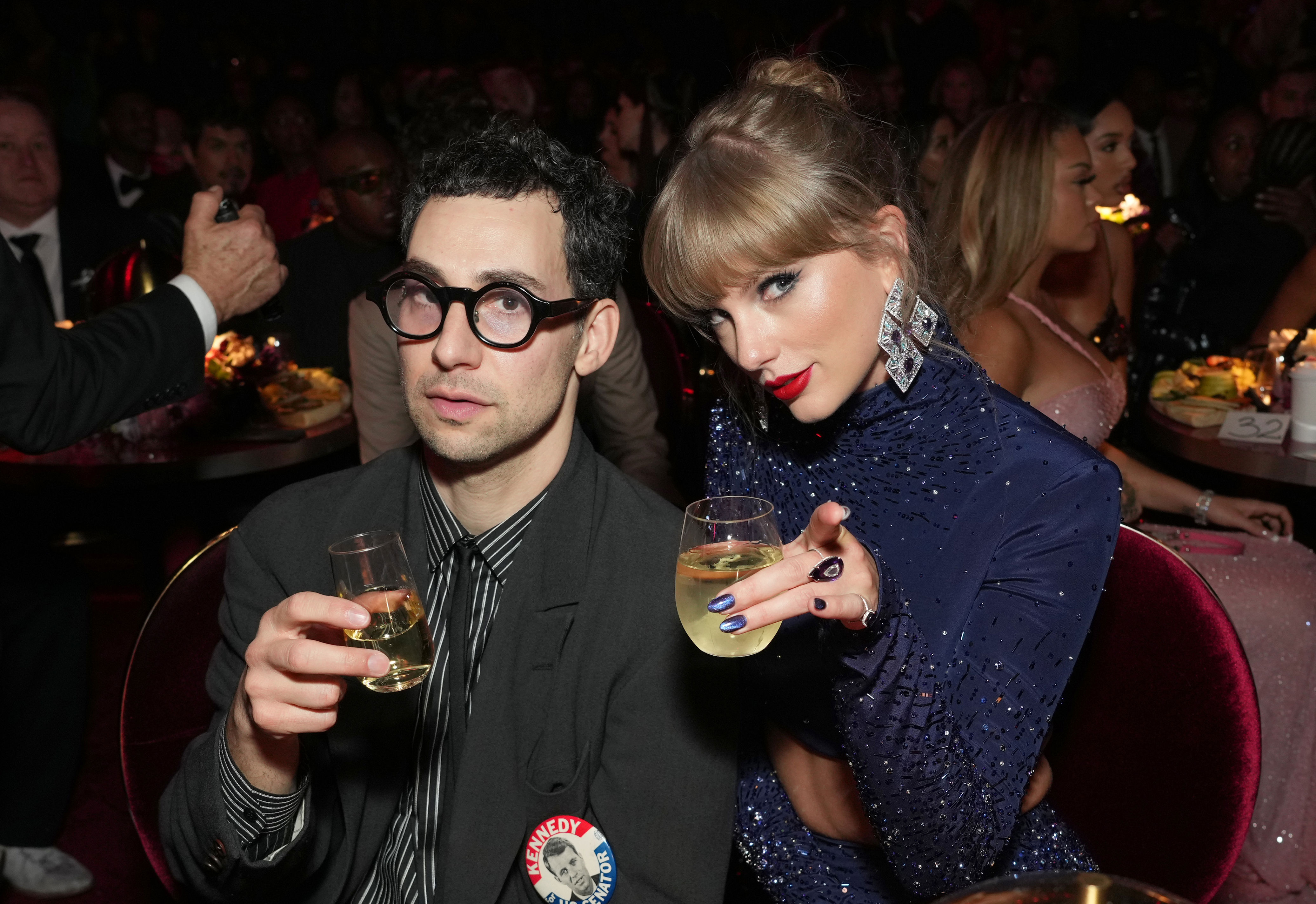 Taylor Swift sets the record straight on Jack Antonoff friendship after ...