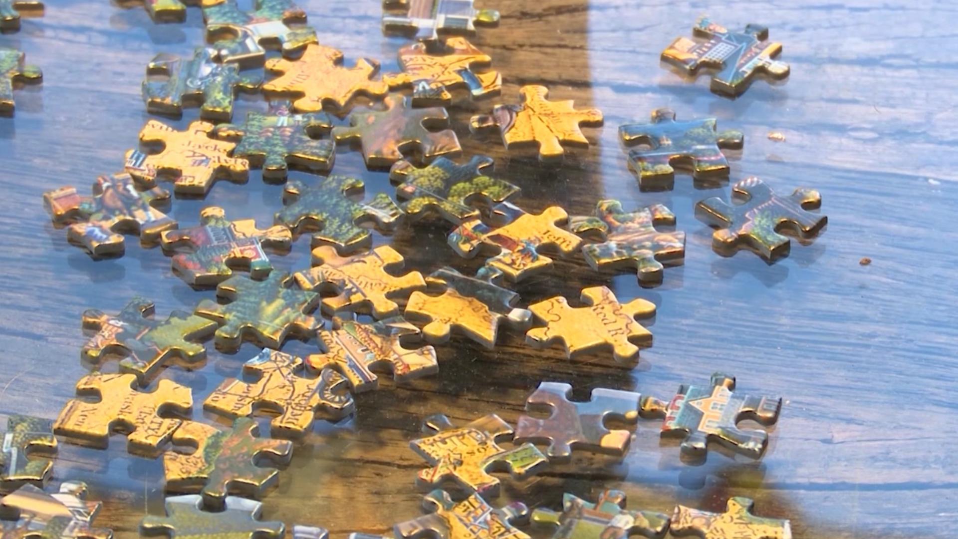 Man finishes largest commercial puzzle in the world