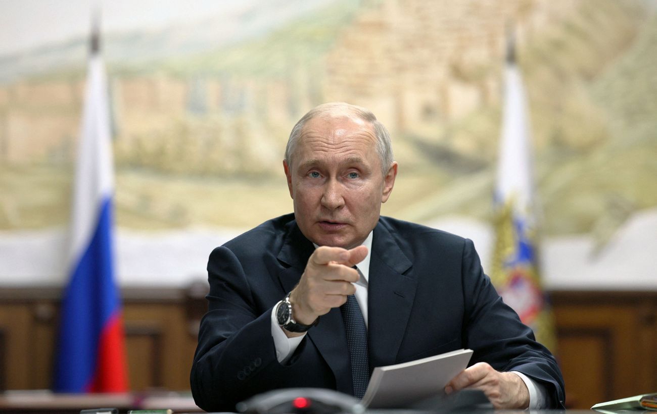 Putin breaks silence on Ukraine's strikes on Tuapse refinery