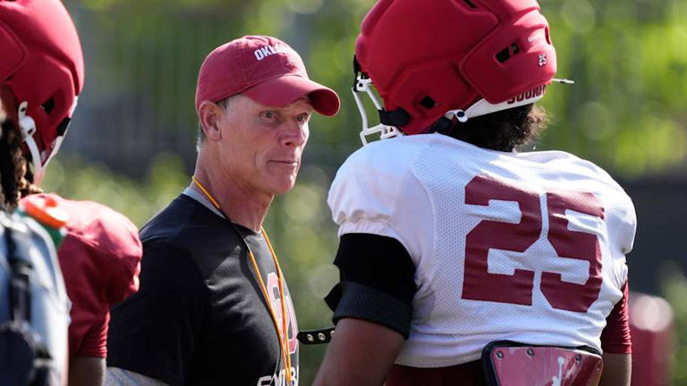 Oklahoma jumps into heated race for elite 5-star edge phenom