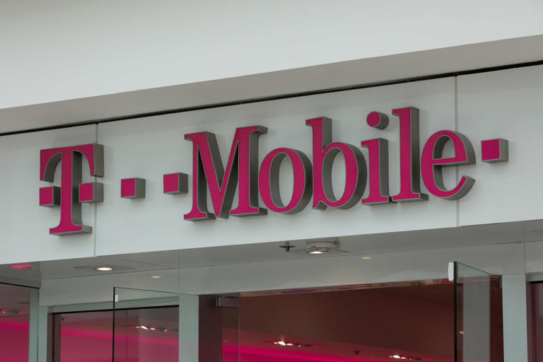 T-Mobile first-quarter revenue rises on postpaid account growth