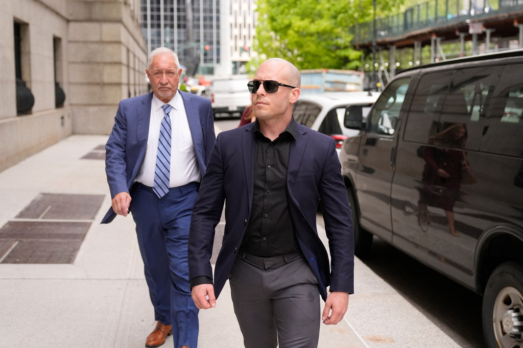 US soldier pleads not guilty to using intel on Maduro raid to win ...