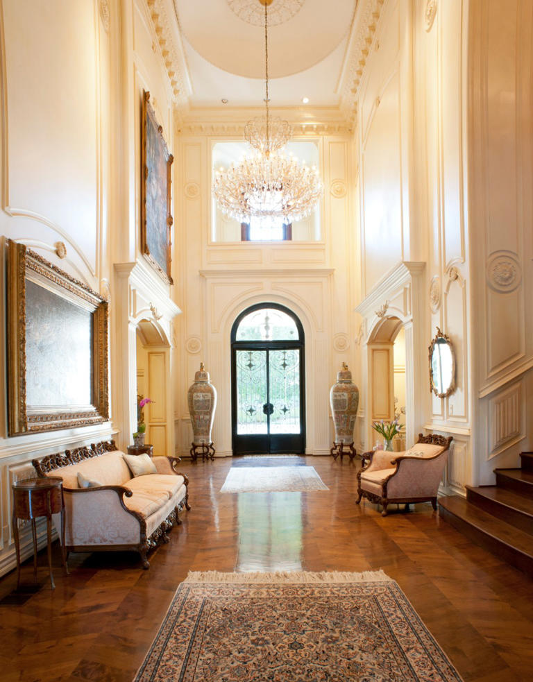 'Neverland' wasn't Michael Jackson's final home — this $100K/month LA ...