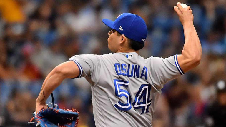 Ranking top closers in Blue Jays history, led by World Series champion