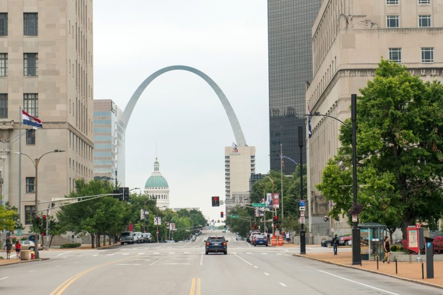 St. Louis journalist Ray Hartmann killed in freak accident on Missouri ...