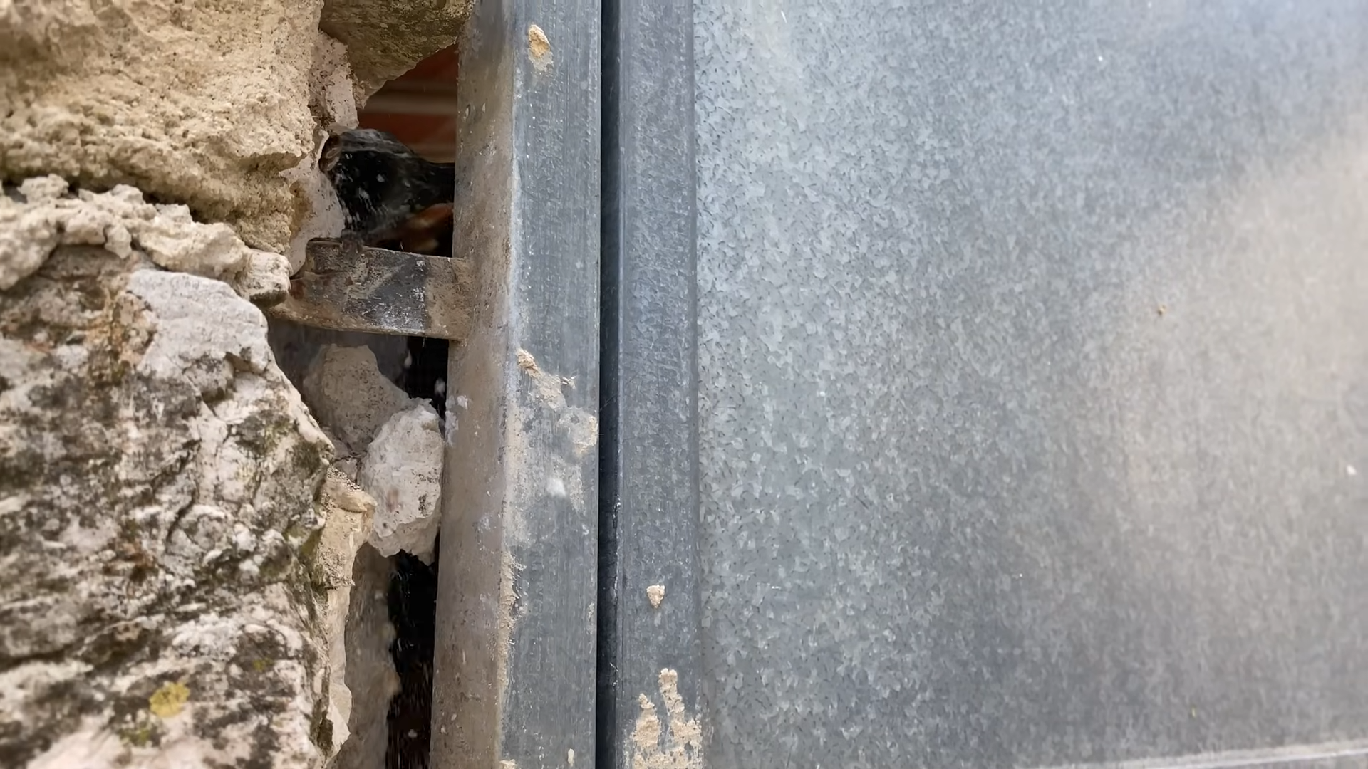 How to remove a door step-by-step