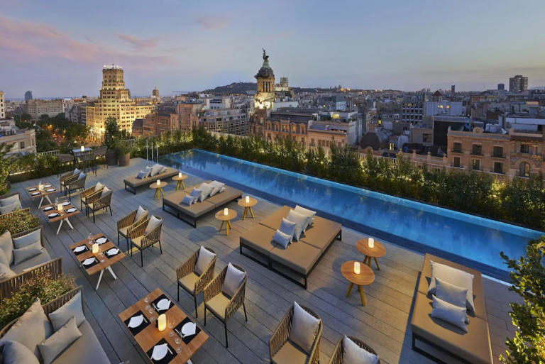 Phenomenal luxury hotels in Spain that are trending in 2026