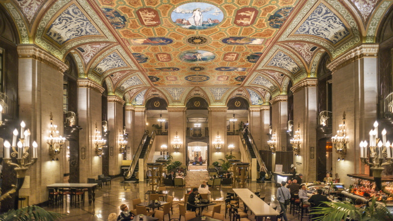 One of America's longest-operating hotels is an undeniably elegant icon ...