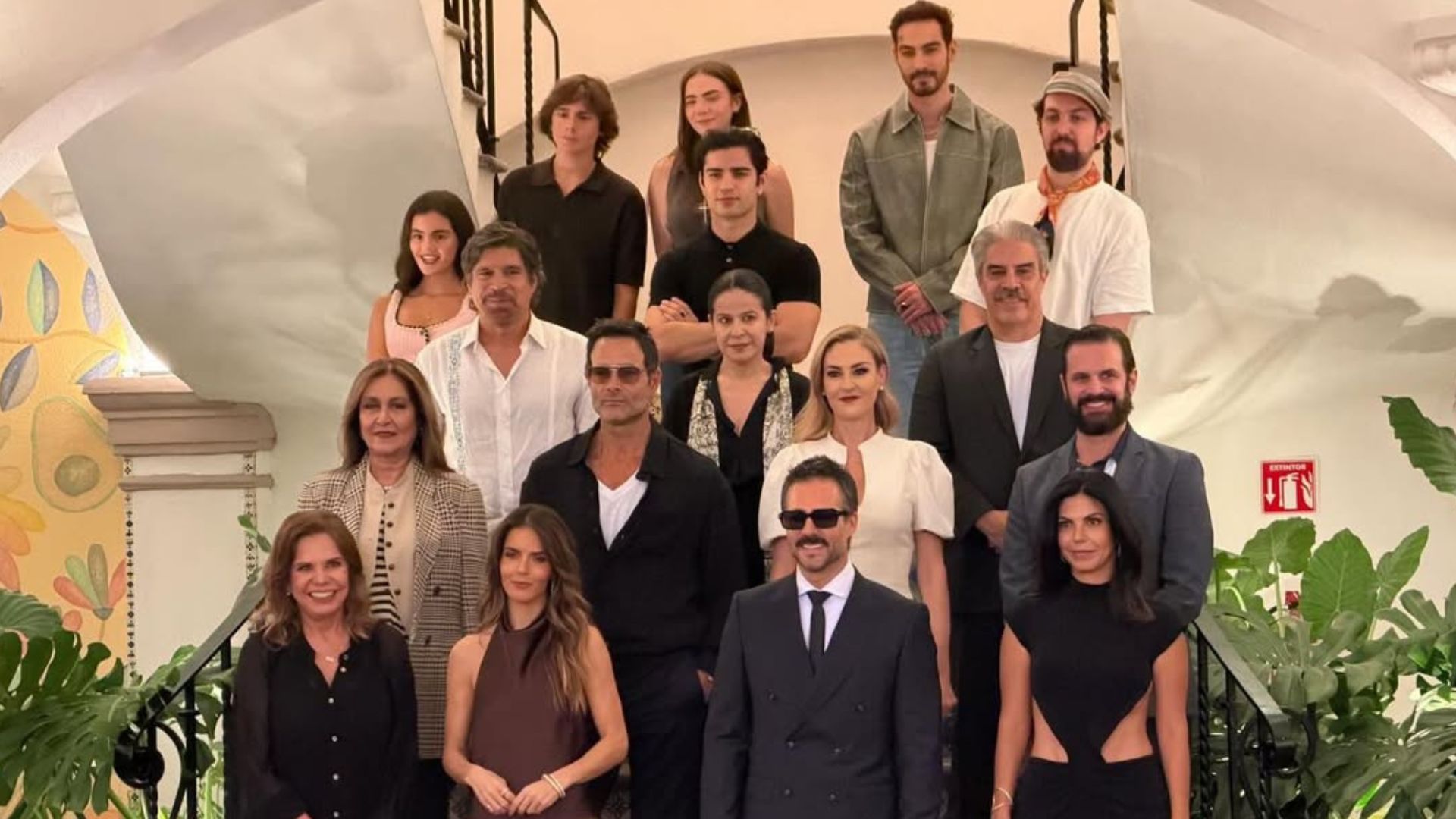 ¡Irreconocibles! Así lucen los protagonistas de la nueva telenovela de ...