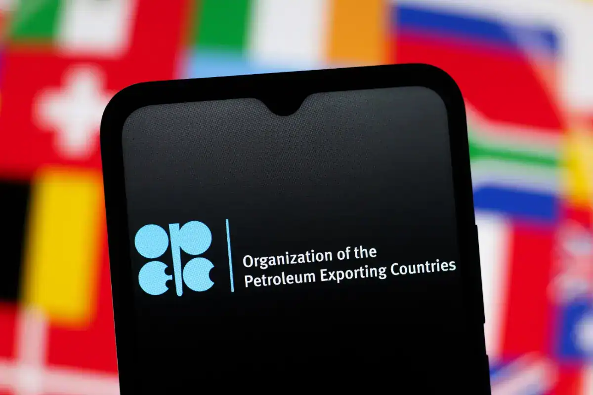 Mercado de petróleo global inestable desde febrero por guerra en Irán y ...