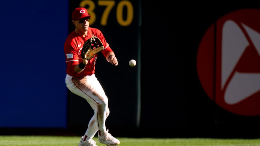 Cincinnati Reds may need to make a tough outfield decision