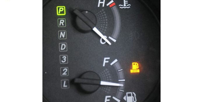 Cepat lakukan ini jika indikator filter solar di mobil diesel menyala